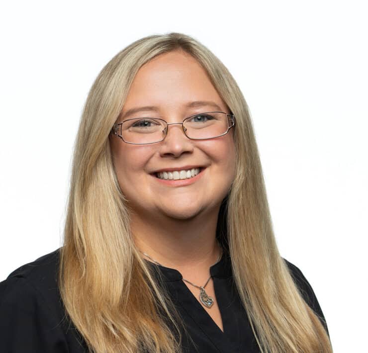 Jenni Lee Advocates for Amway Employees